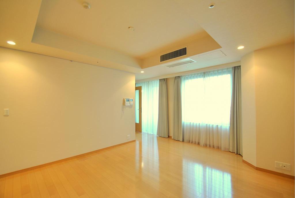 Izumi Garden Residence 2305 | Japan Home Search